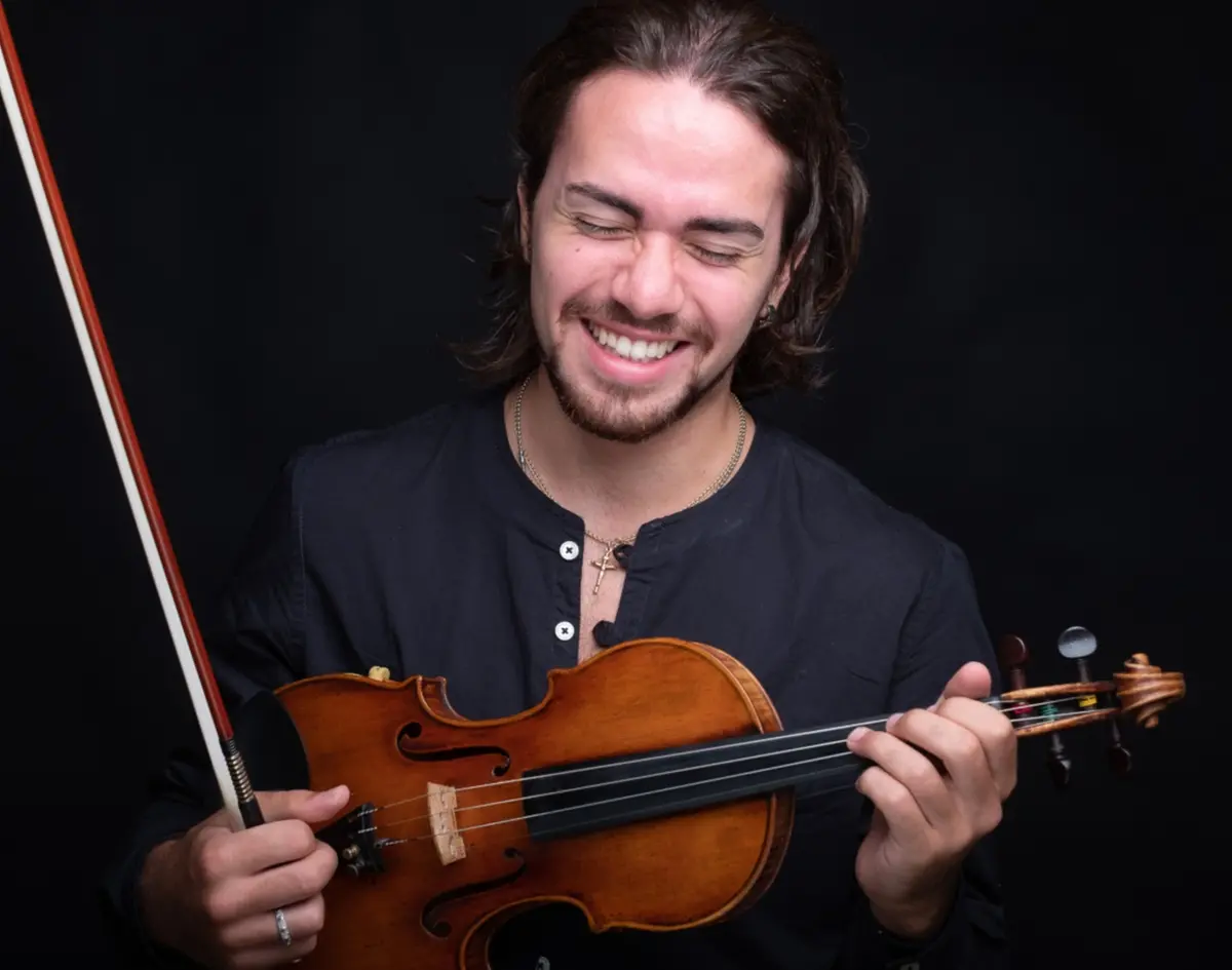 Gibboni talento del violino per il fascino dei “Capricci” | Il Centro