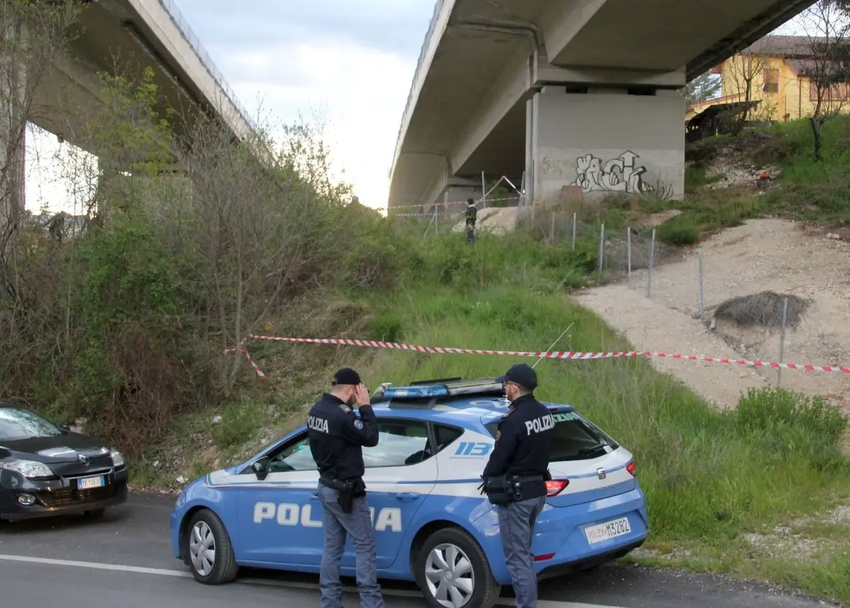 Si tinge di giallo la morte di Giulia: il compagno ascoltato in ...