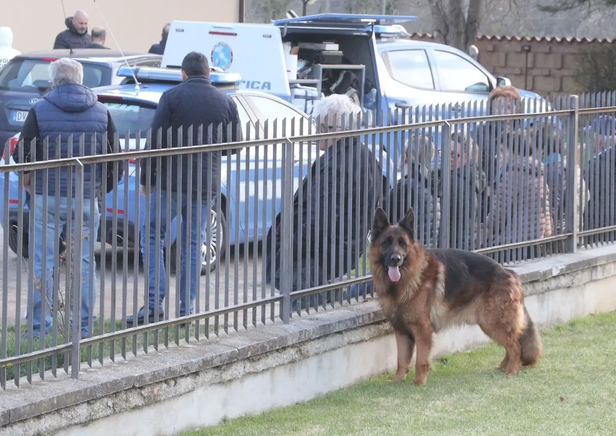Il cane Ken adottato dal suo addestratore | Il Centro